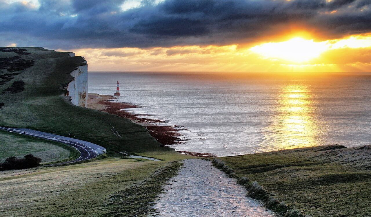 Emma Film Locations (2009 BBC Mini Series) - The Curtsy